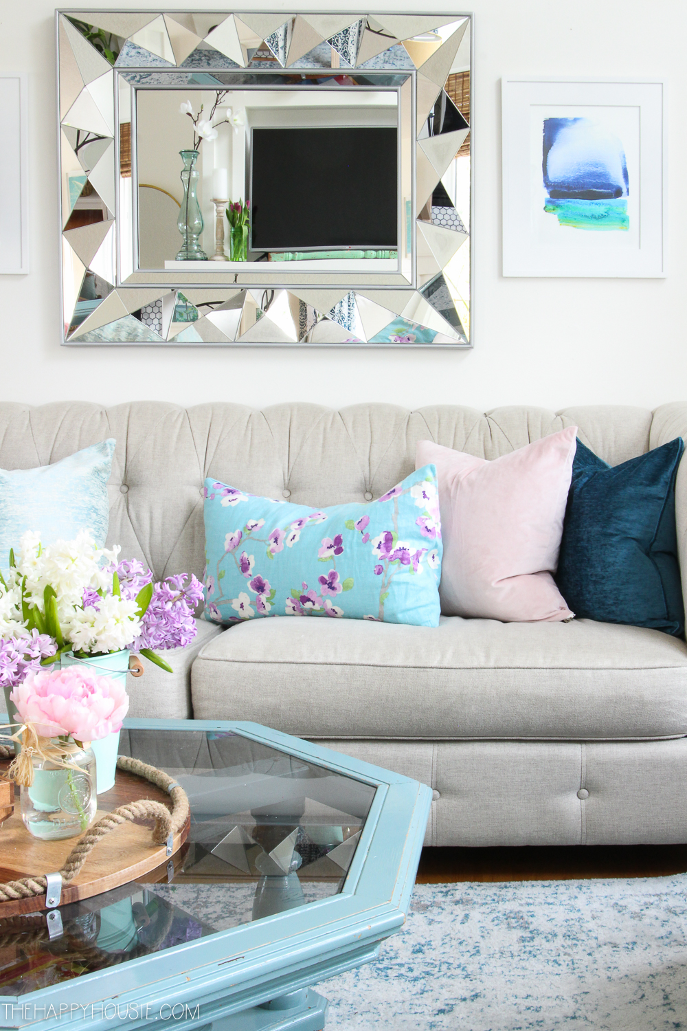 10 Beautiful Spring Home Tours