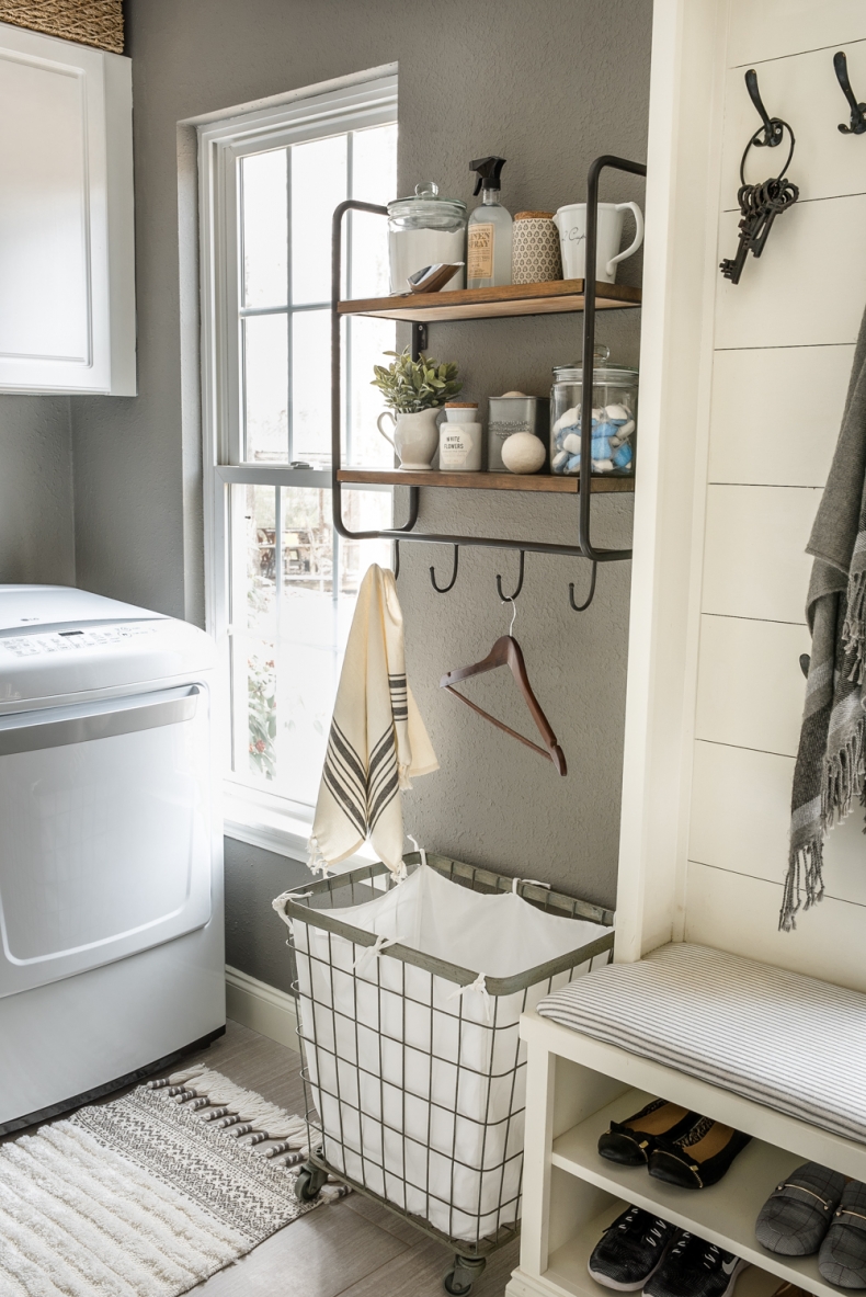 Laundry Room Storage Solutions: Creative Organizers for a Small Laundry ...