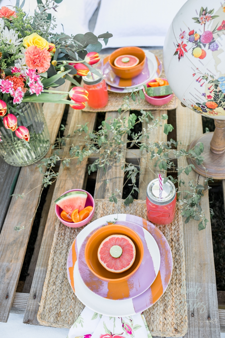 Beautiful & Chic Boho Outdoor Table Setting