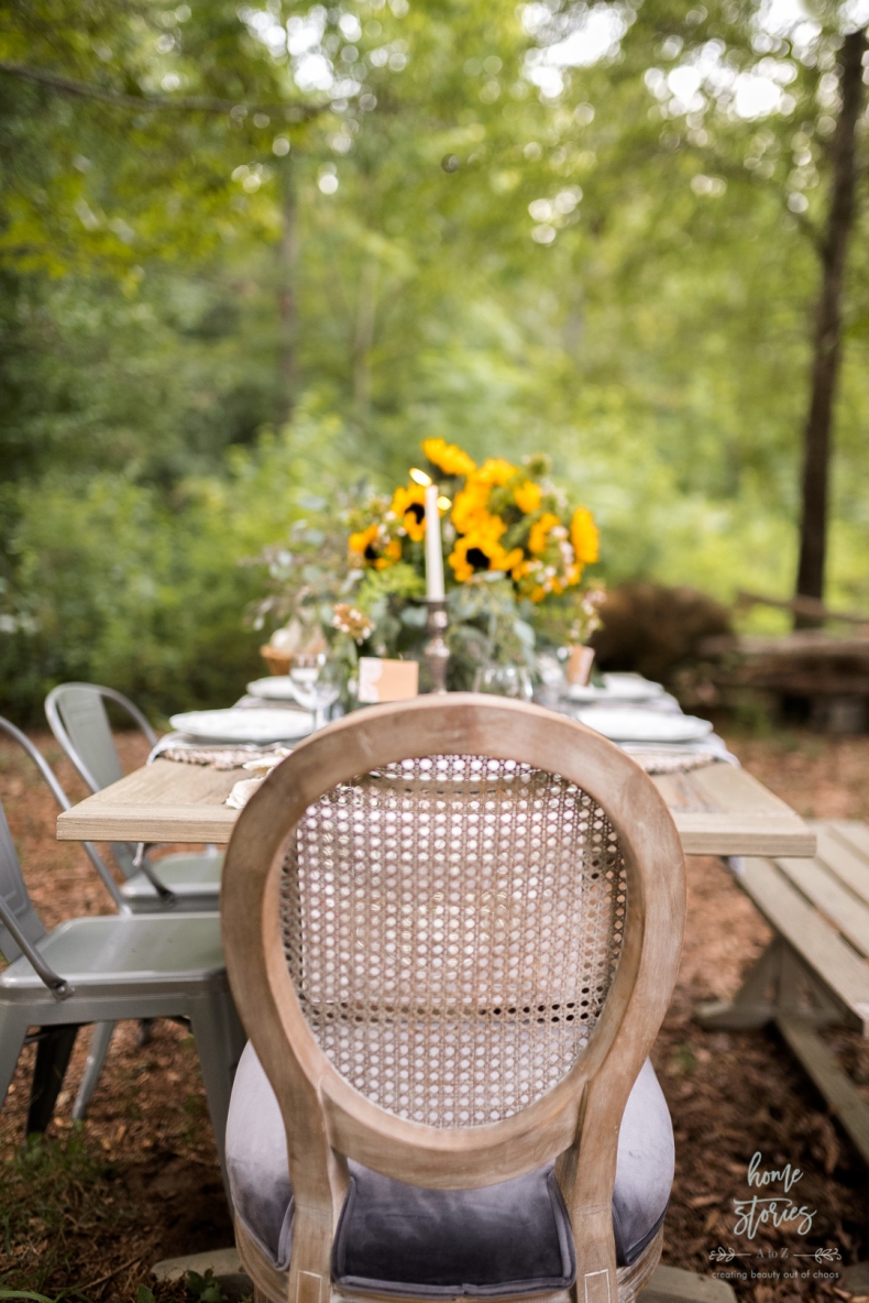 5 Outdoor Entertaining Tips to Creating a Gorgeous Fall Tablescape