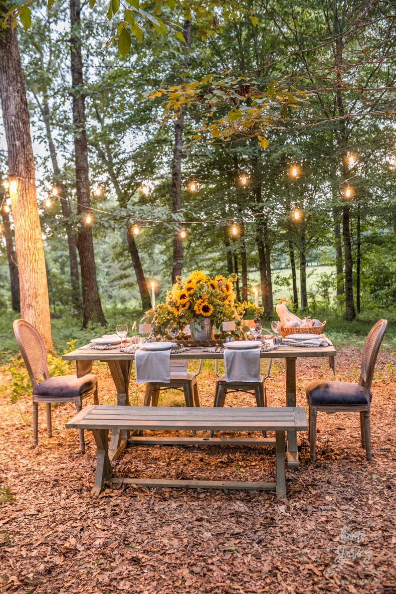 5 Outdoor Entertaining Tips to Creating a Gorgeous Fall Tablescape