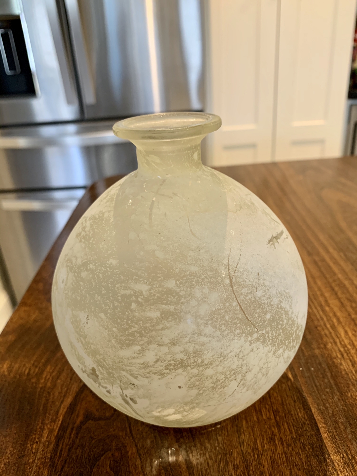 Thrift Store Vase Makeover: How to Update an Old Vase