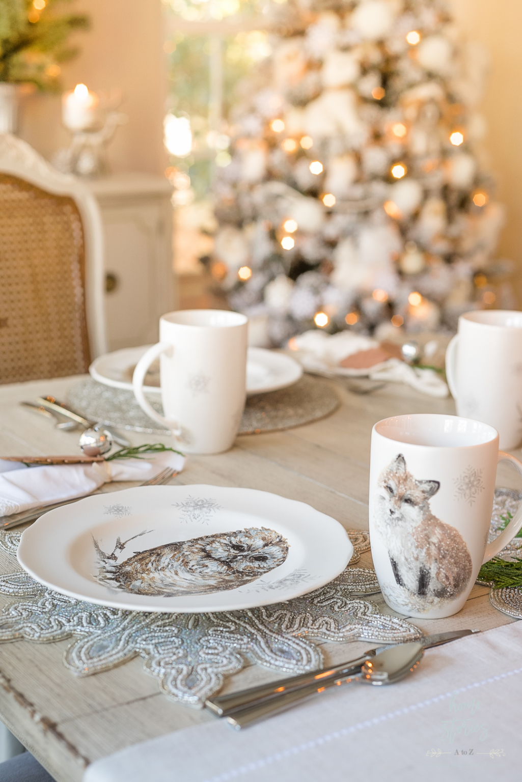 Woodland Glam Holiday Table Setting