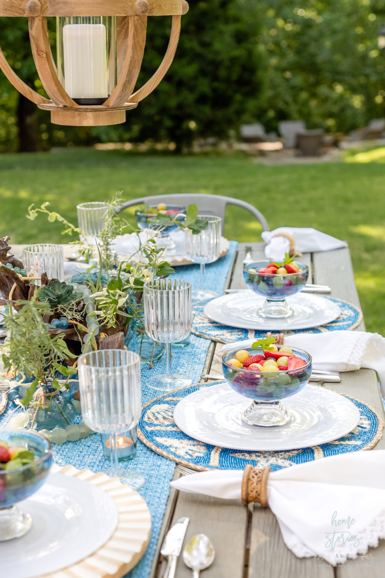Outdoor Entertaining | How to Create a Beautiful Coastal Outdoor Table ...