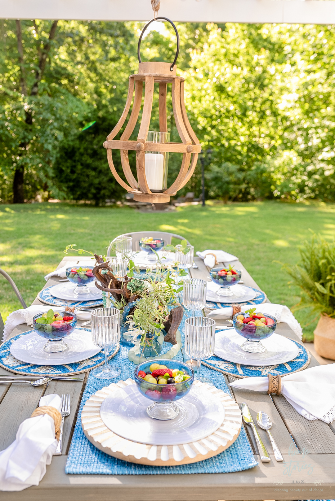 Outdoor Entertaining | How to Create a Beautiful Coastal Outdoor Table ...